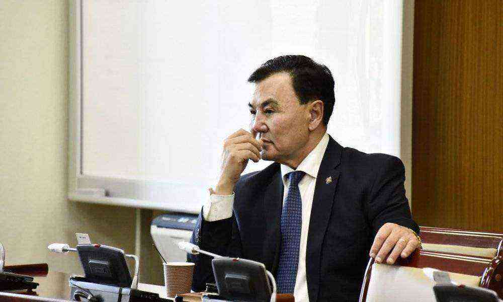 Ёс зүй сахилга хариуцлагын байнгын хорооны даргаар Б Баттөмөрийг сонгохыг дэмжлээ