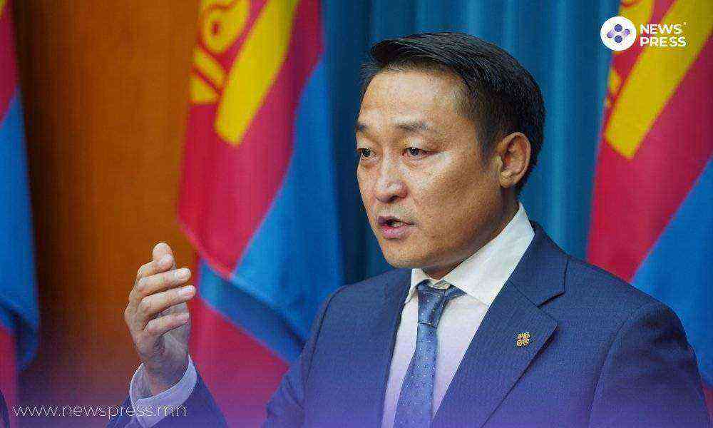 Д Амарбаясгалан Г Ган Очир хэмээх хүн МАН д ажиллаж байгаагүй