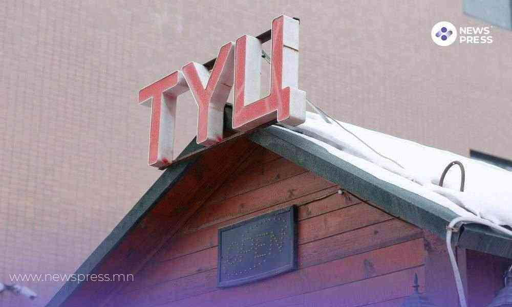 Зөвшөөрөлгүй байршуулсан ТҮЦ үүдийг нүүлгэн шилжүүлэх шаардлагатай