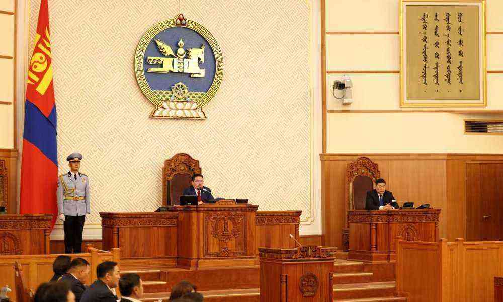 Г Занданшатар Ард иргэдийнхээ боломжийг хулгайлсан үйлдэлд хуулийн хариуцлага тооцно