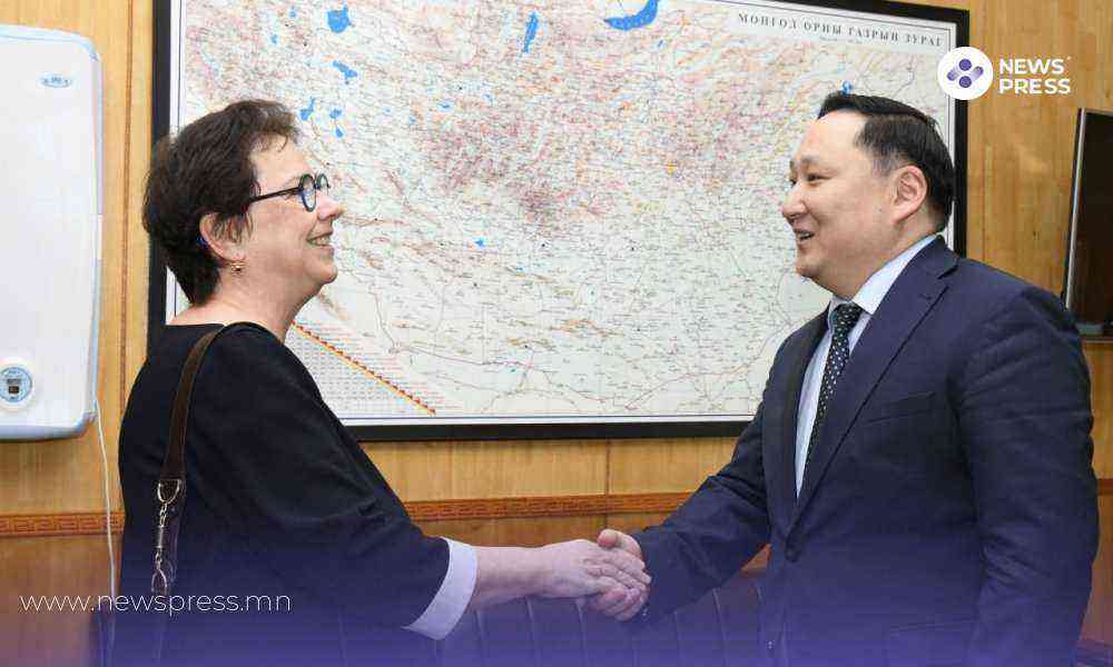 Улсын Их Хурлын Ерөнхий нарийн бичгийн дарга Д Энхбат Швейцарын хөгжлийн агентлагийн Хамтын