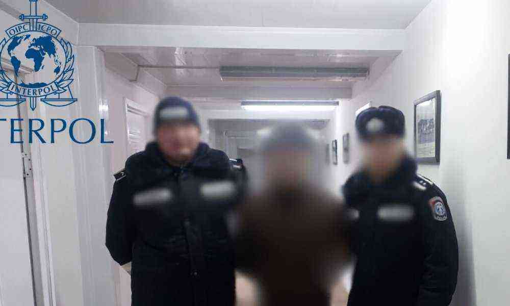 Интерполын улаан булант зар мэдээгээр эрэн сурвалжлагдаж байсан