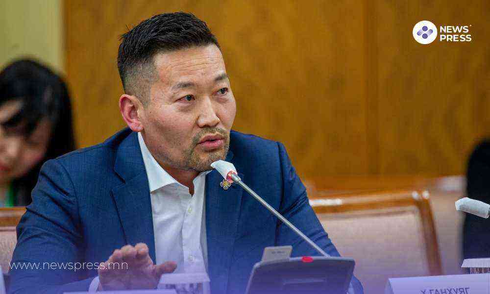 Х Ганхуяг Банкны хуулийн хэрэгжилтийг одоо хойшлуулна гэвэл цаашид банкуудын хулгай чинь