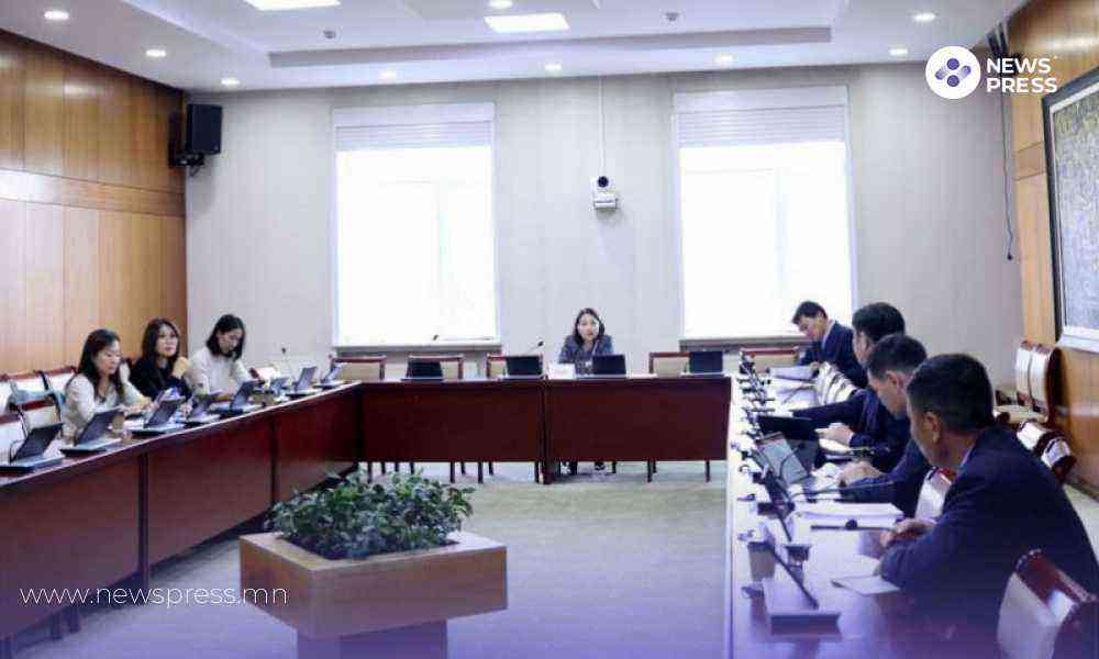 Тамхины хяналтын тухай хуулийн асуудлаарх ажлын хэсэг хуралдлаа